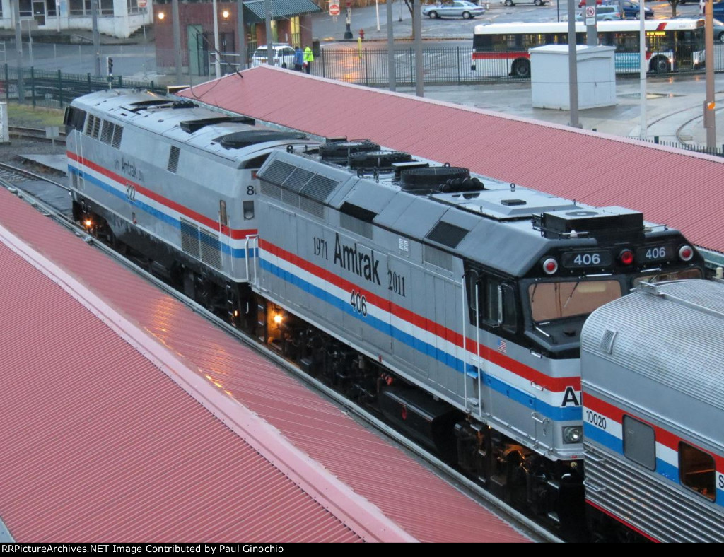 Amtrak 822 and 406